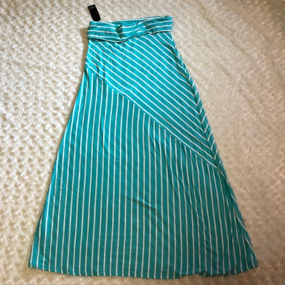 Jump Design Group, MIK | Skirts | Mik Jump Design Group Maxi Skirt ...